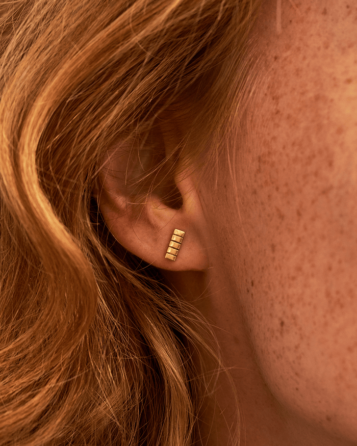 Grooved Gold Bar Studs | Akind